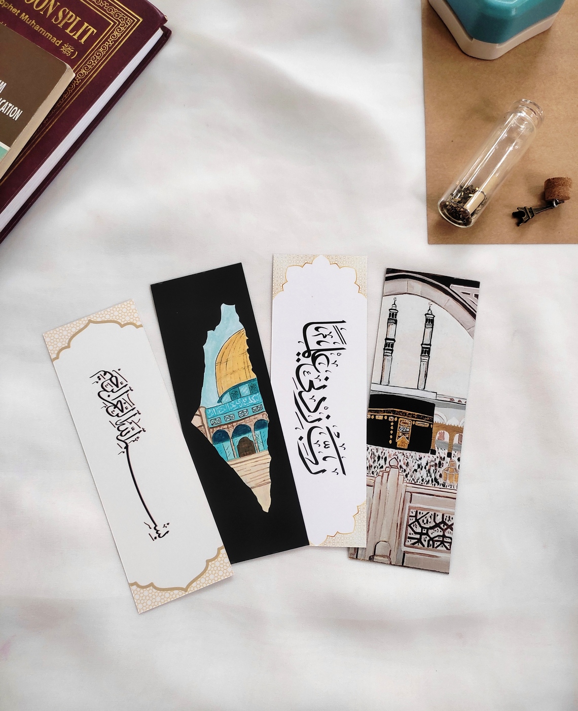Quran Bookmarks Set – Arabic Calligraphy & Islamic Landmark Designs